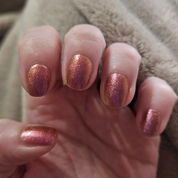 Deep Berry Tones Nail Powder | Mineral Bond® – Sistaco™ USA